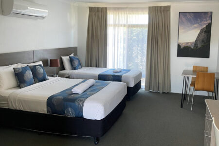 Adelong Motel - Narrabri Accommodation - Southern Cross Motel Group