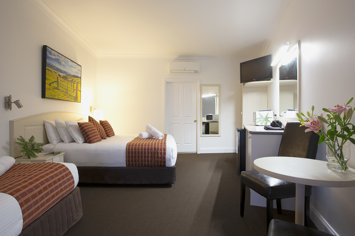 Bowen Inn Motel - Lithgow Accommodation - Surveyors Restaurant